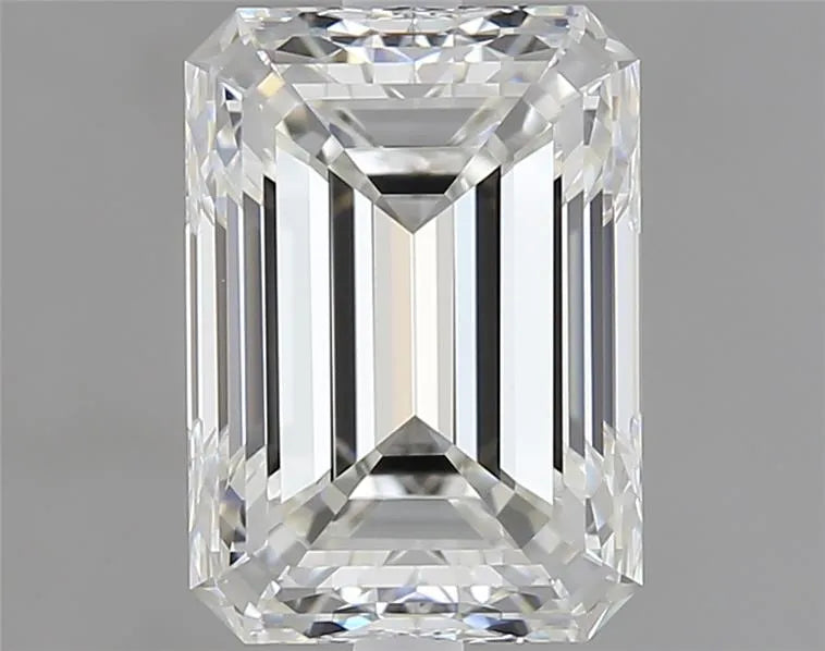 1.8 Carats EMERALD Diamond – Culet Jewellery